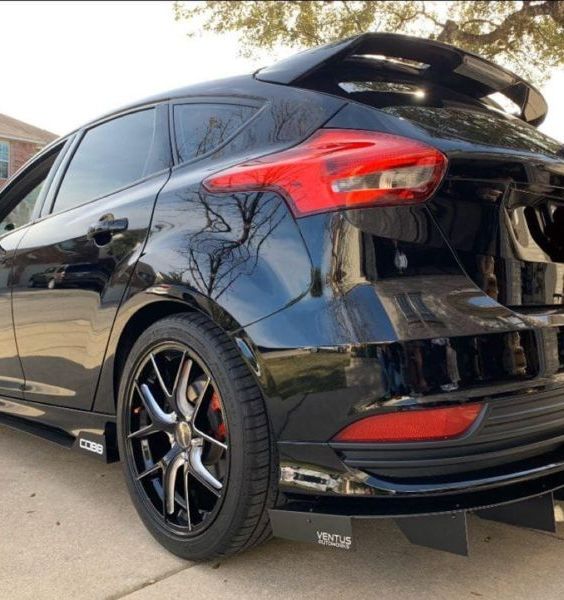 2013-2018 Ford focus ST Rear Diffuser - Ventus Autoworks
