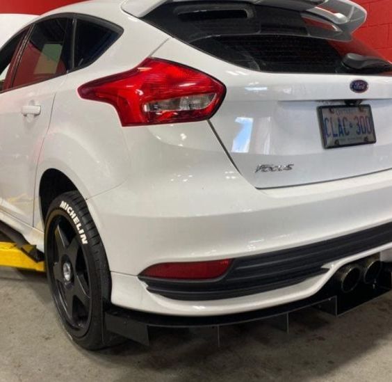 2013-2018 Ford focus ST Rear Diffuser - Ventus Autoworks